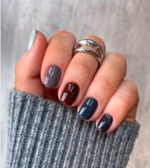 Winter Nails: Easy Ideas Designs, and Color Inspiration • OhMeOhMy Blog